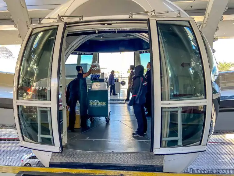 The High Roller Bar: Drinking high above the Vegas Strip - FeelingVegas