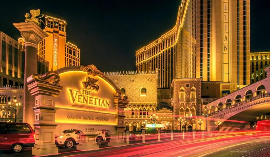 Do Rooms at the Venetian Have…? (15 Things To Know) - FeelingVegas