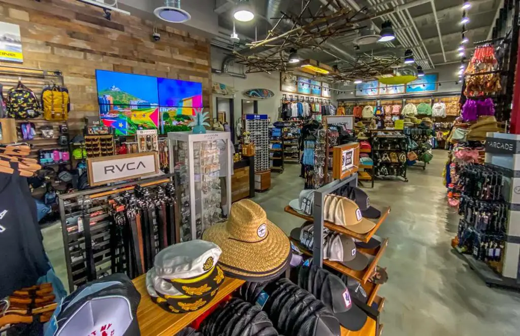 The LINQ Promenade On The Vegas Strip (The Ultimate Guide) - FeelingVegas