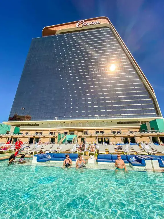 Can You Go to the Circa Pool Without Staying There? (Answered ...