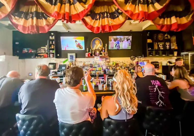 Visiting Evel Pie Las Vegas (Menu, Hours, Happy Hour) - FeelingVegas