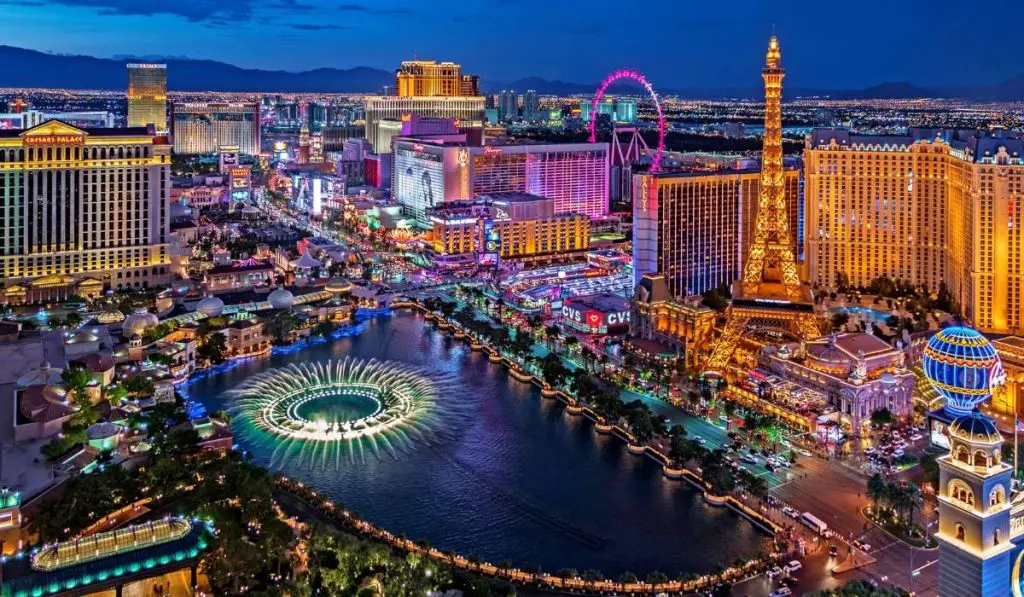 21 Reasons Why Las Vegas is Soooooo Worth Visiting! - FeelingVegas