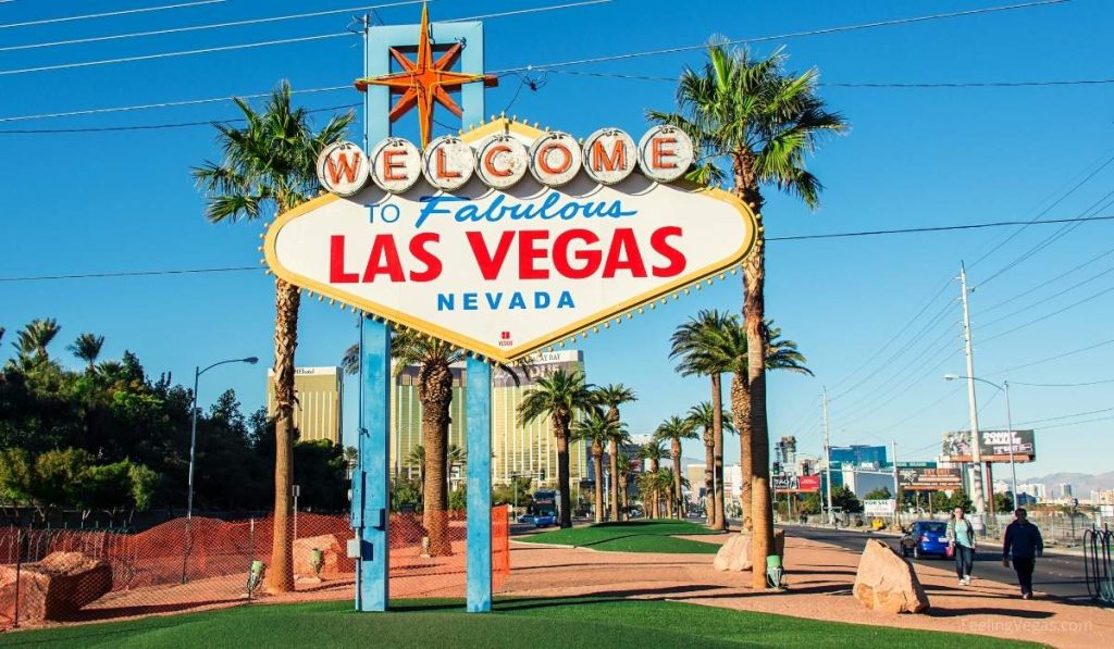 How Many “Welcome to Las Vegas” Signs Are There? (Explained) - FeelingVegas