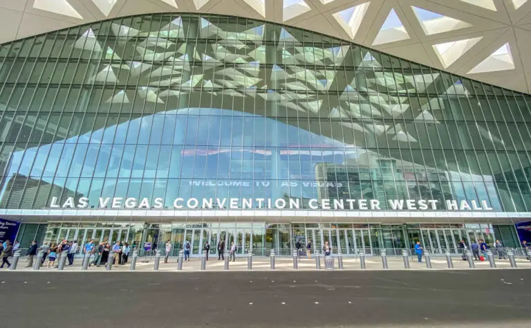 How To Ride The Vegas Loop (Cost, Stations & Future Routes) - FeelingVegas