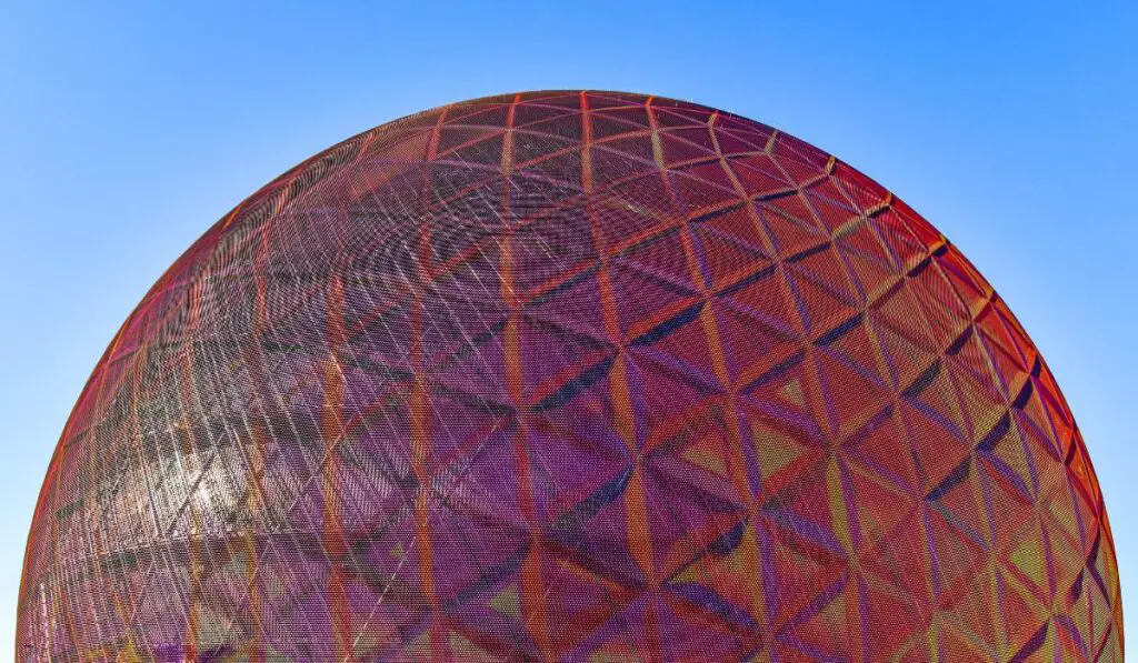 The Sphere's High Drink Prices Spark Social Media Backlash - FeelingVegas